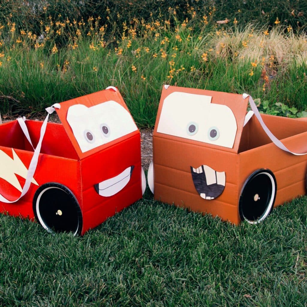 Crafting a Cardboard Box Car: DIY Guide + 10 Amazing Ideas - Mothers ...