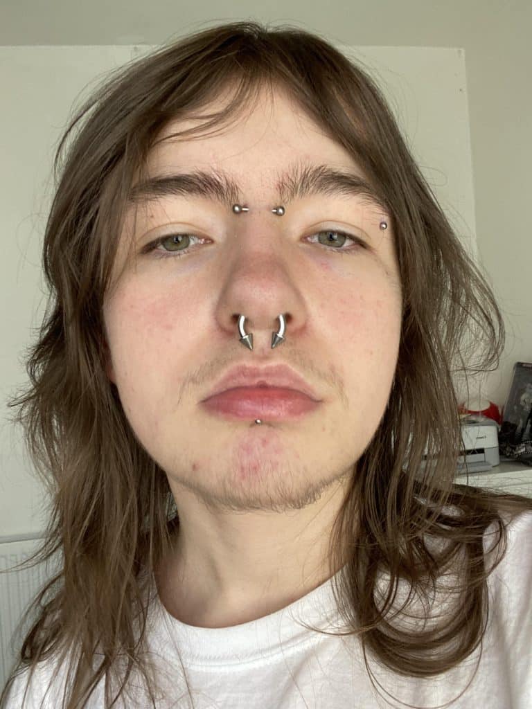 21 Popular Types of Facial Piercings for a Bold and Edgy Look - Mothers ...