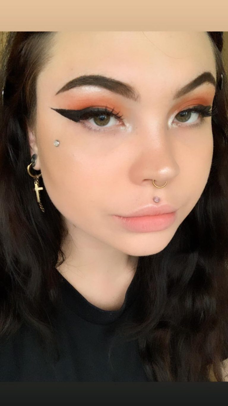21 Popular Types of Facial Piercings for a Bold and Edgy Look - Mothers ...