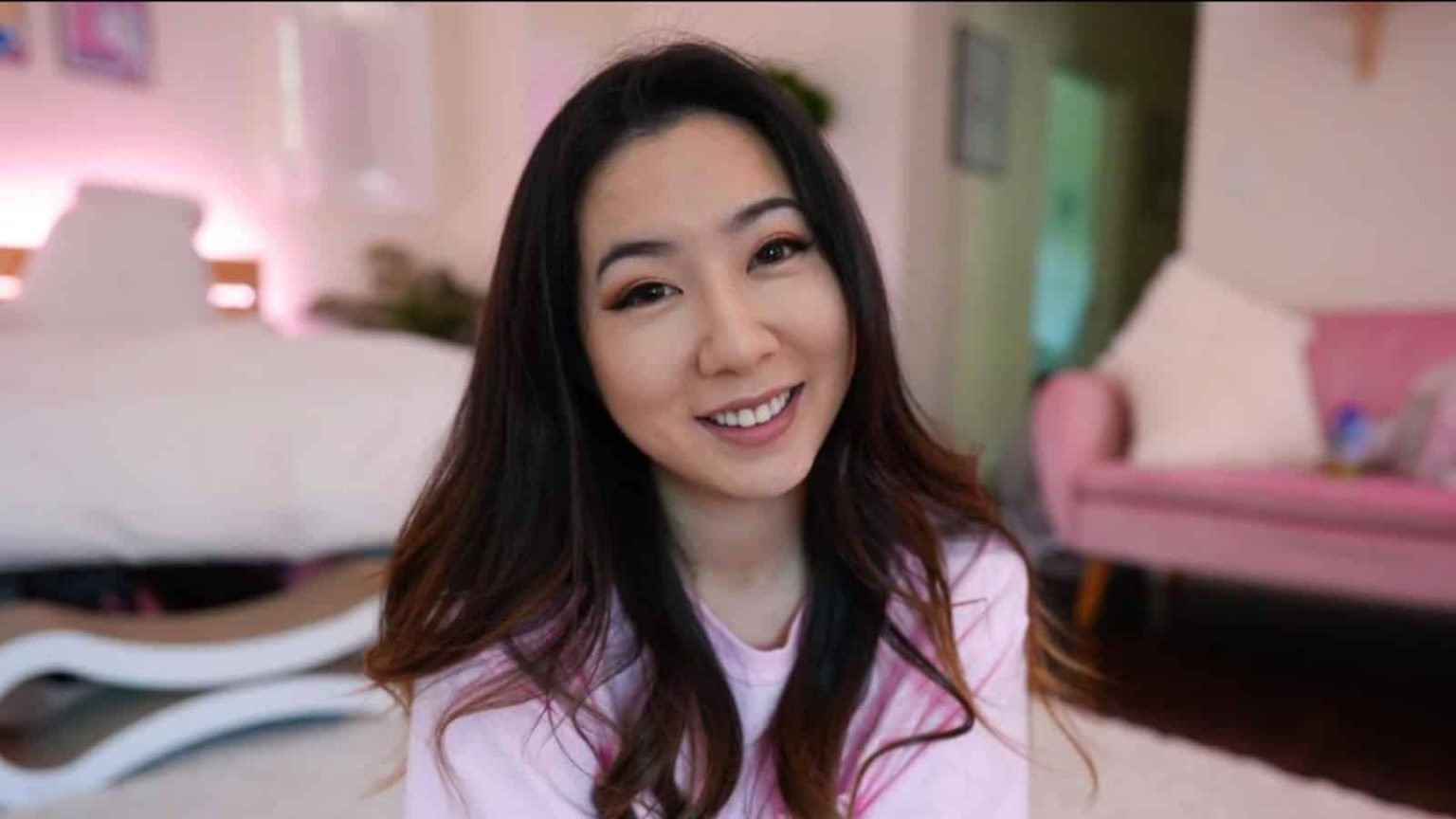 20 Leading Female Twitch Streamers to Watch - Mothers Always Right