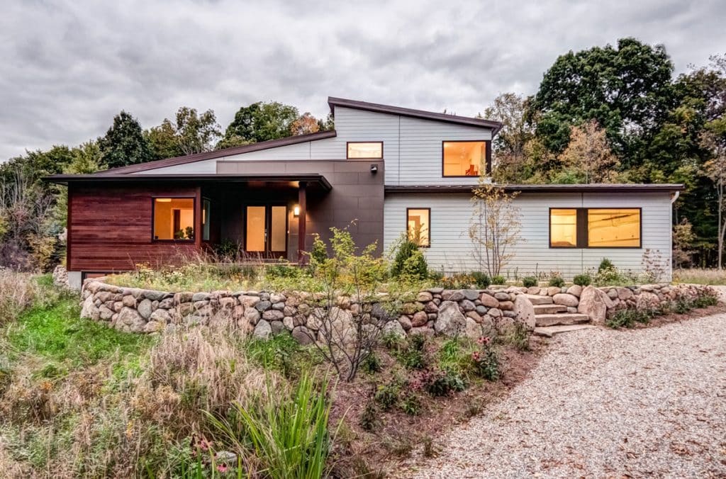 Custom Home Remodeling: Tips to Design Your Exterior - Mothers Always Right