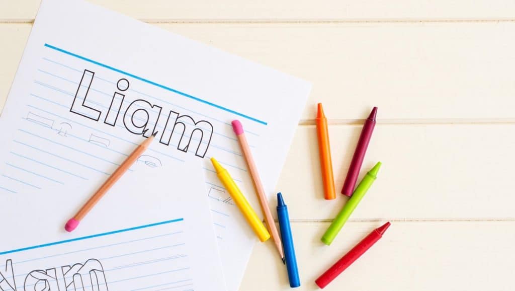 Free Editable Name Tracing Sheets with Lines (No Sign-Up!) - Mothers ...
