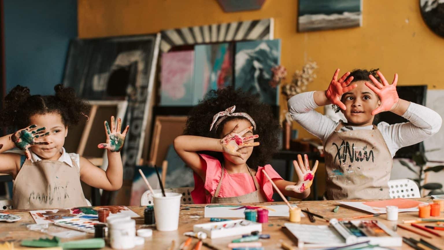 19 Exciting Group Activities for Kids to Spark Creativity - Mothers ...