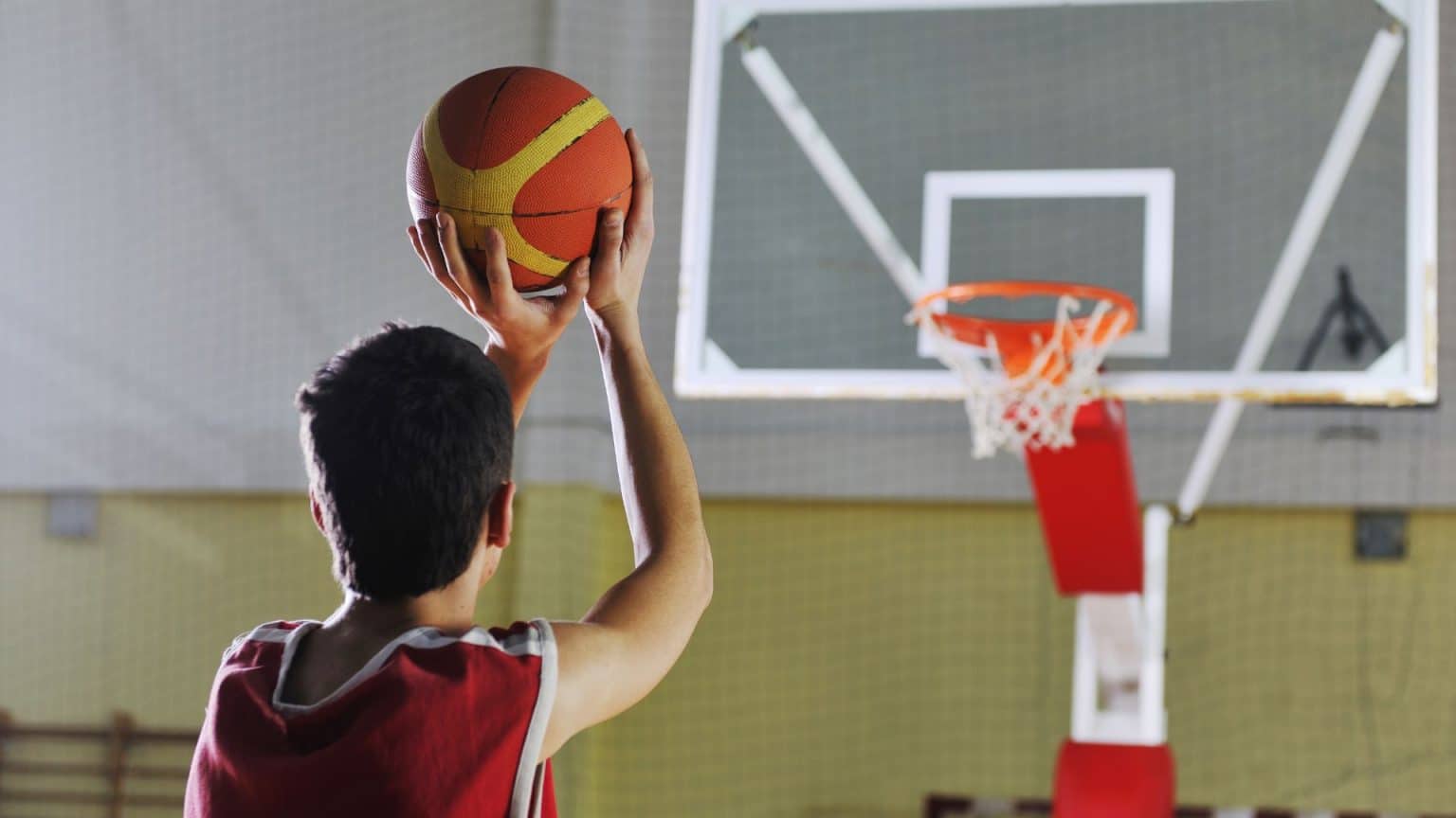 Fun Basketball Games to Play With Friends on the Court - Mothers Always ...