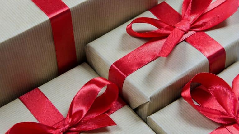 50 Homemade Mother's Day Gift Ideas She'll Love